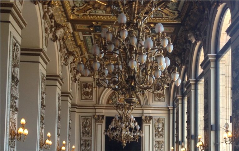 L'histoire de l'Opéra de Lyon : des débuts peu glorieux aux célèbres Muses